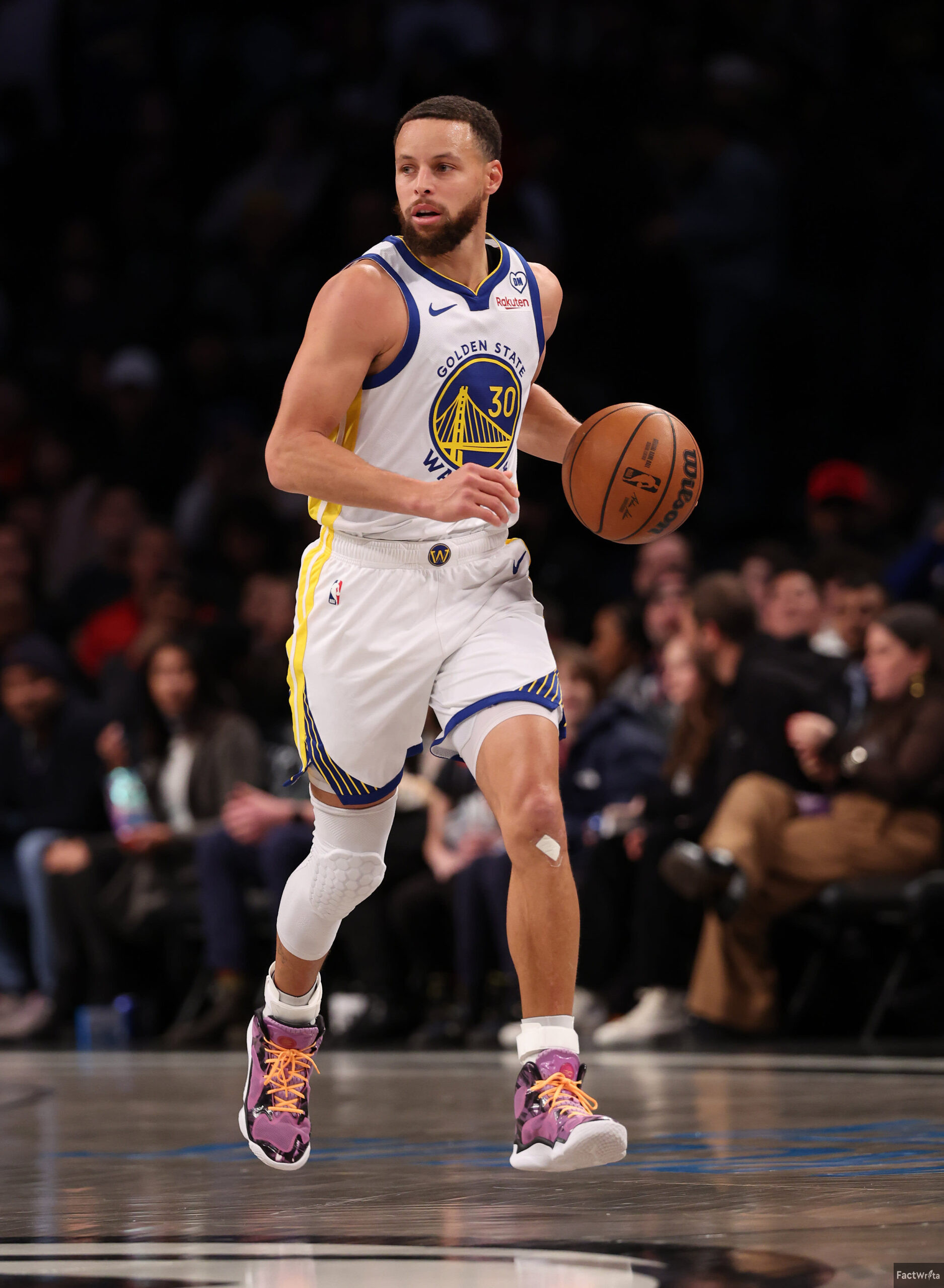 Stephen Curry Sets NBA Record with Perfect 3-Point Performance